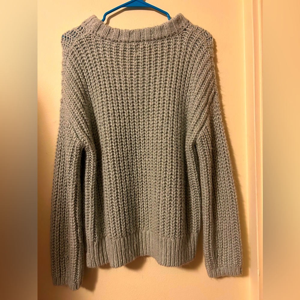 333- Universal Thread Light Blue/Gray Sweater - Gem